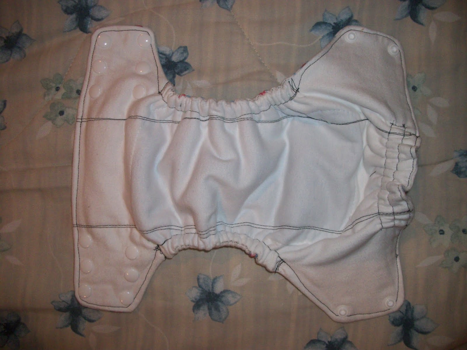 Simple Diaper-Sewing Tutorials: Amazon Contour Fitted Diaper #1