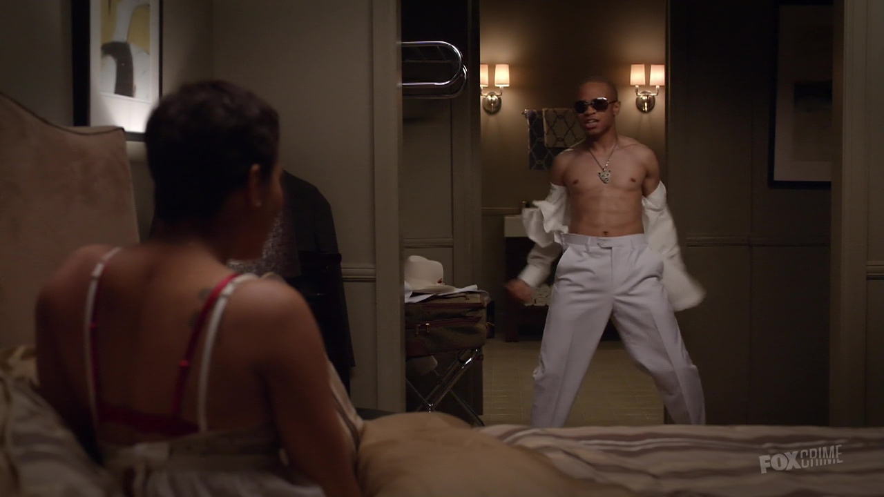 ausCAPS: Eugene Byrd shirtless in Bones 6-14 "The Bikini In The Soup"