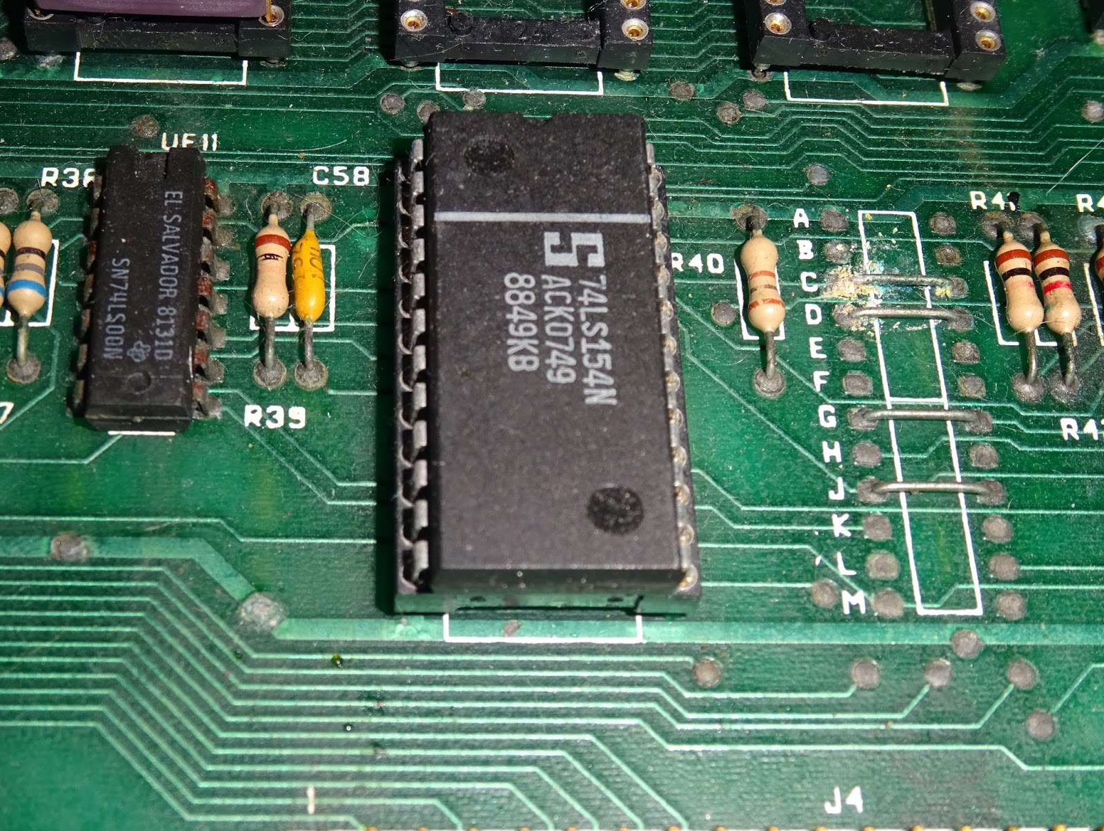 Tynemouth Software: Commodore PET 8032 Repairs - Killer RAM Chips!