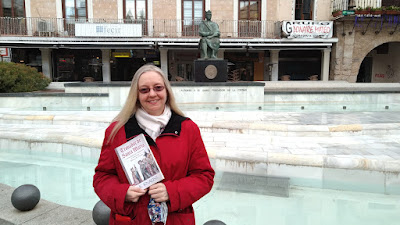 Jessica Knauss, Famous Author