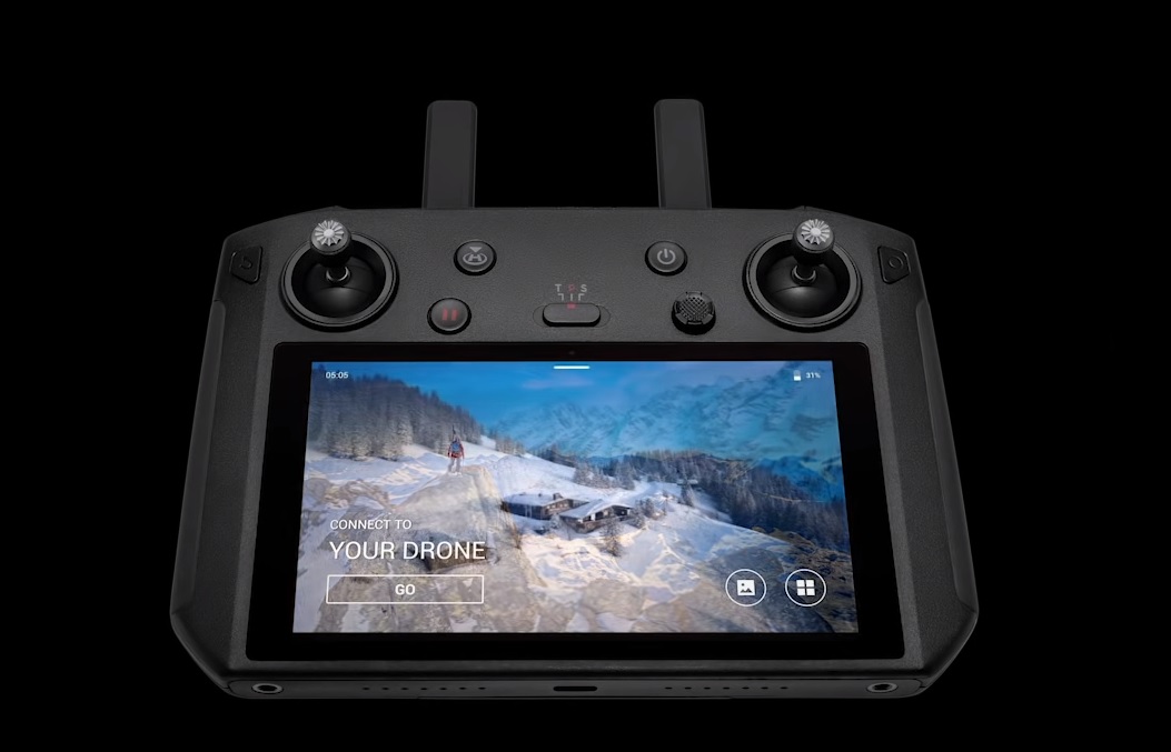 DJI Smart Controller diventa compatibile con il drone Mavic Air 2 ...