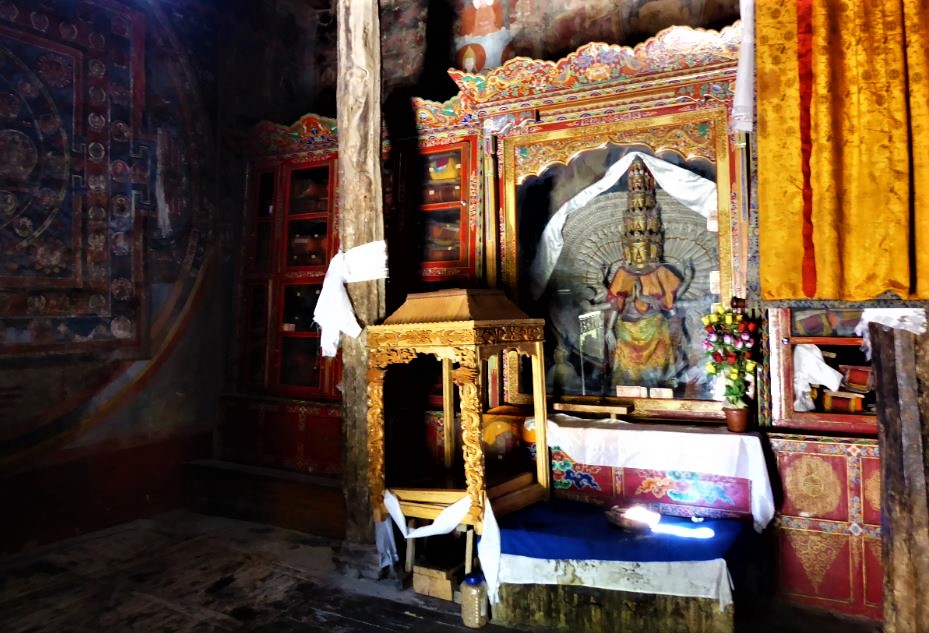 Rheumatologe: Mangyu Gompa near Alchi in Ladakh