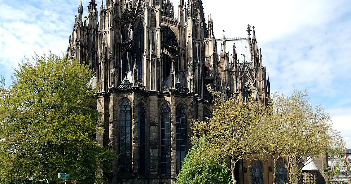 Avrupa'da Gotik , Rönesans ve Barok Mimarilerinin Çatı ve Cephe ...