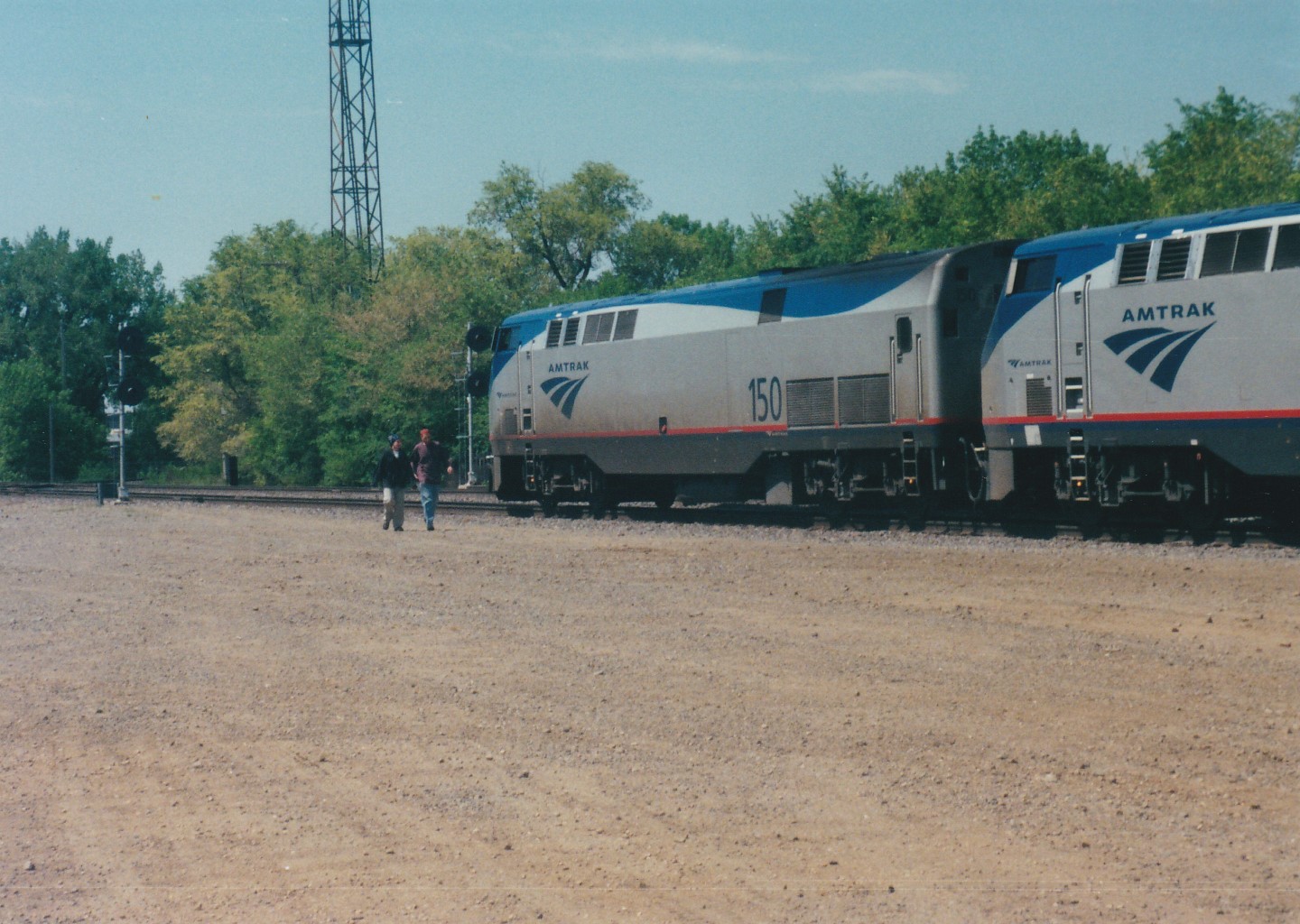 TrainPages: Amtrak Empire Builder at Minot, North Dakota, in December 2001