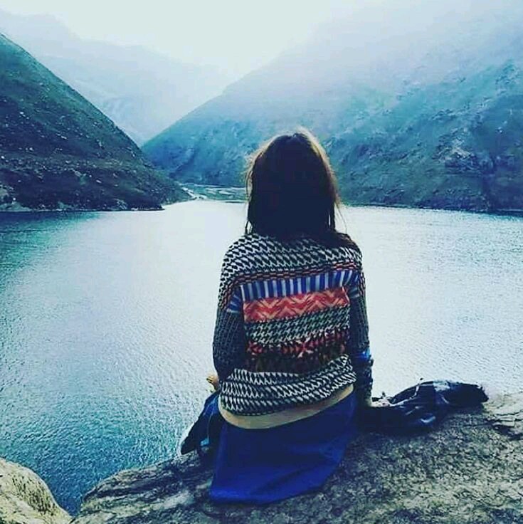 Alone Whatsapp Dp Alone Sad Girls Dpz