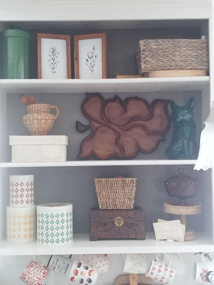 Decorating with Decocrated - Spring Box Review! - Little Vintage Cottage