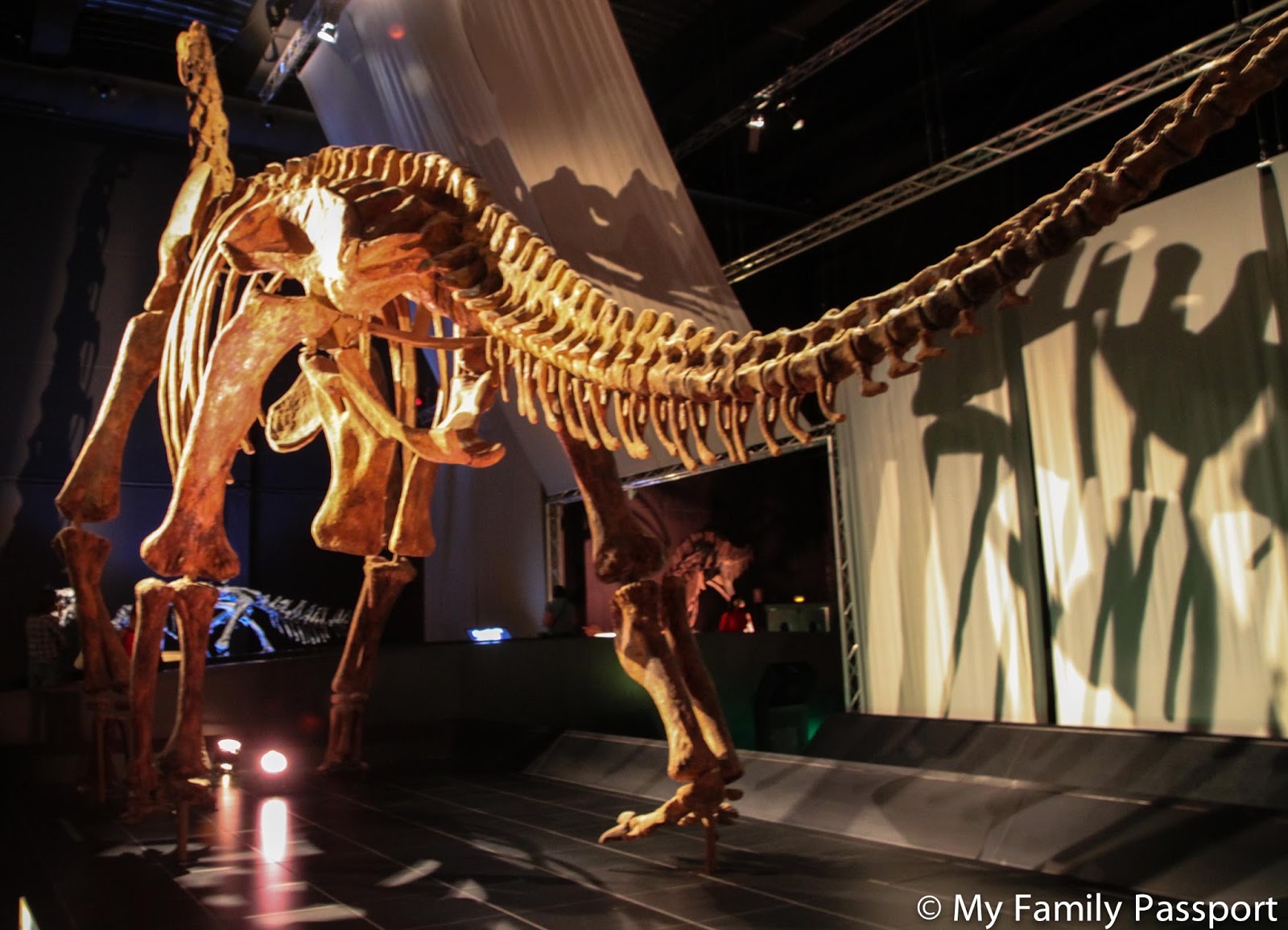 Dinópolis: parque temático sobre dinosaurios en Teruel ~ My family passport