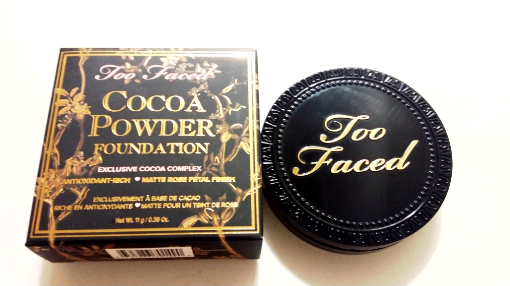 Ami's Magic Box: Review: [Too Faced] Cocoa Powder Foundation