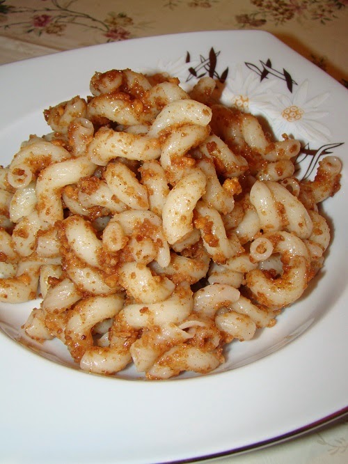 Cristina's world: Paste dulci cu pesmet