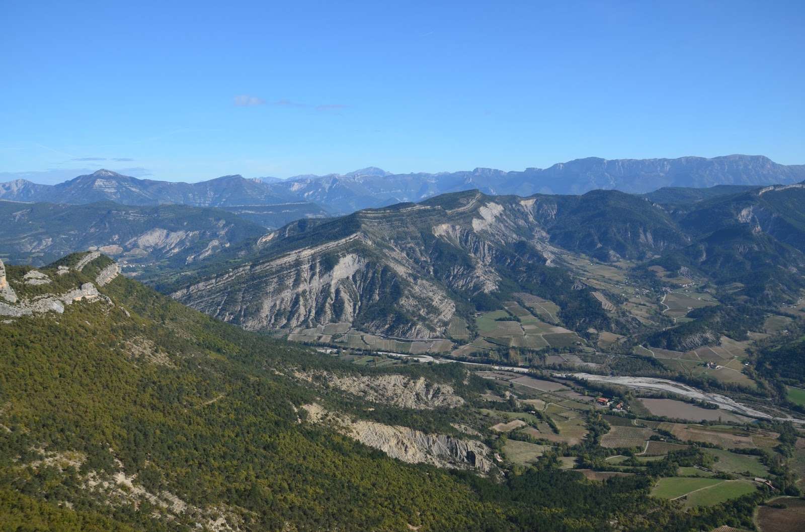 DROMESCAPE - Randonnées en Drôme et Escapades photographiques: Vercheny ...