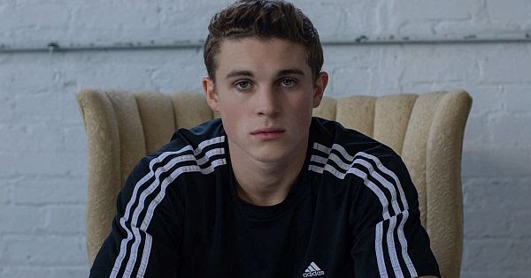 Favorite Hunks & Other Things: Besecker Fitness: Confidence Builder