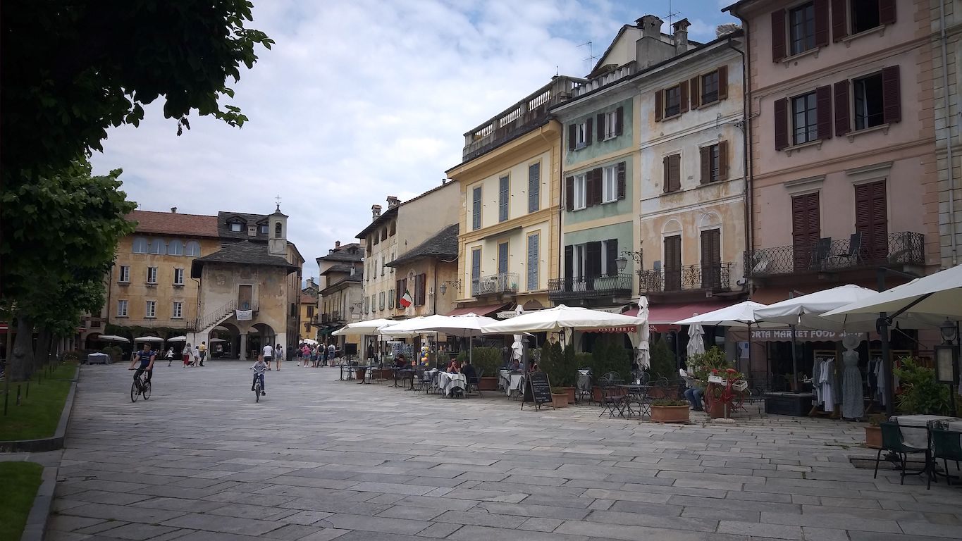 Following My Way: Il passo della Colma e il lago d'Orta