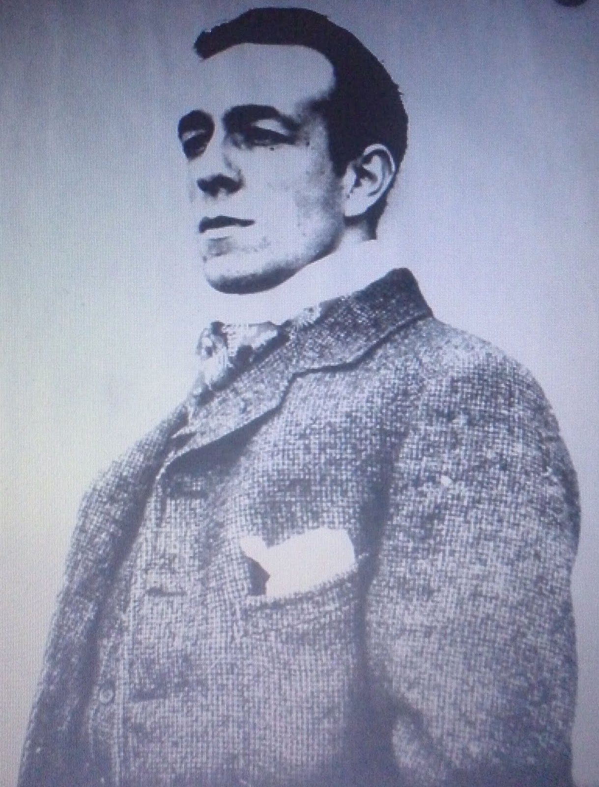 LUIS TRIMANO - Arte Gráfica: HENRIQUE ALVIM CORRÊA