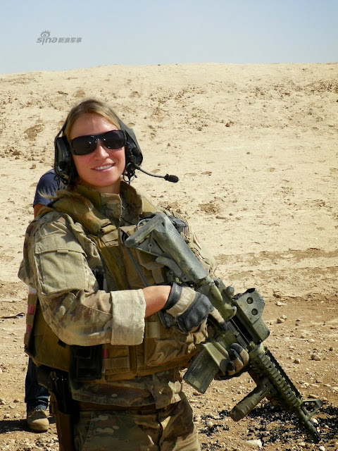 US Women in combat-training - Nichole Robinette - Navy EOD Technician ...