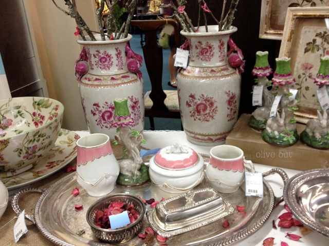 Olive Out: Olive Bucket Images Not Easy For Olive