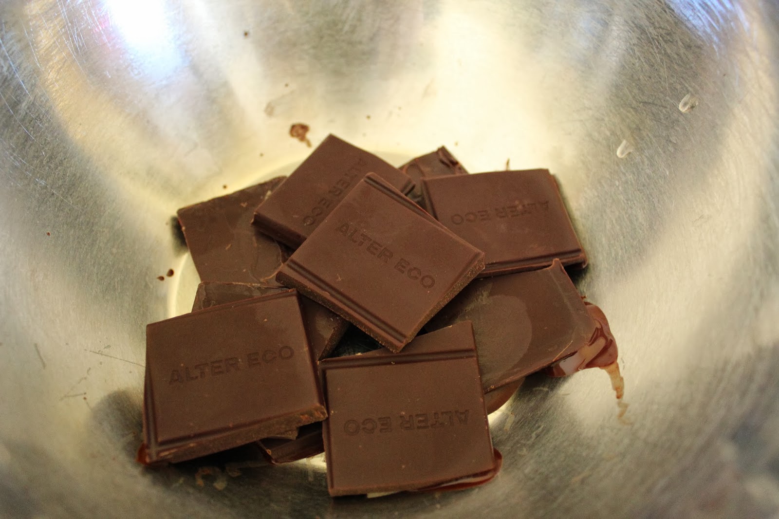 Paleo Pops: Kid-Friendly Halloween Treats