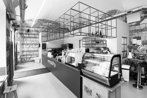 empathy café & bistro / Magyar Vöröskereszt