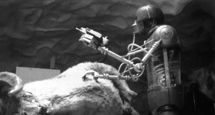 STAR WARS AFICIONADO WEBSITE: AN 'EMPIRE' AT 40: TAUNTAUN MURDER!