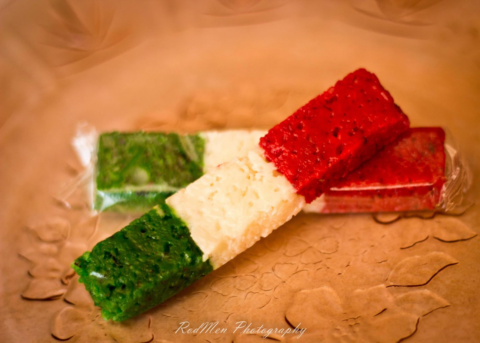 Jaime Ramos Méndez: Banderitas mexicanas de dulce - Fotografía de ...