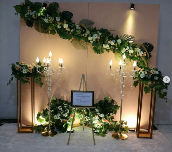 Backdrop Lamaran Bikin Sendiri / 25+ Trend Terbaru Backdrop Dekorasi ...