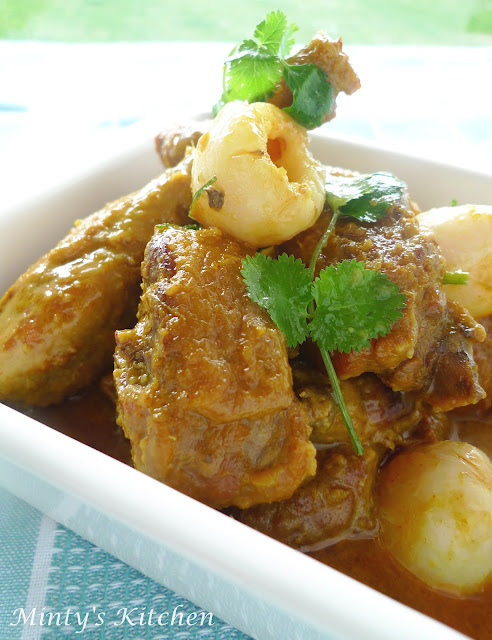 Minty's Kitchen: Red Duck Curry With Lychees