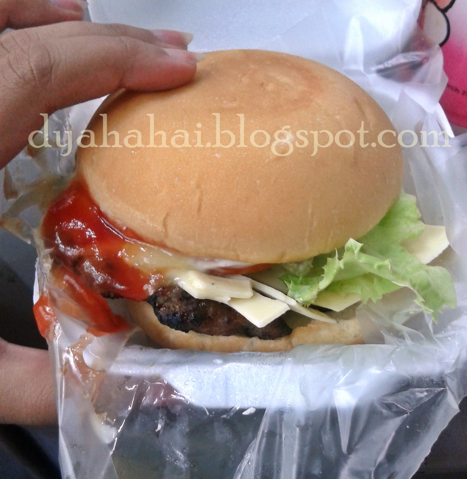 Gado-Gado: Review: Burger Bakar Qebul