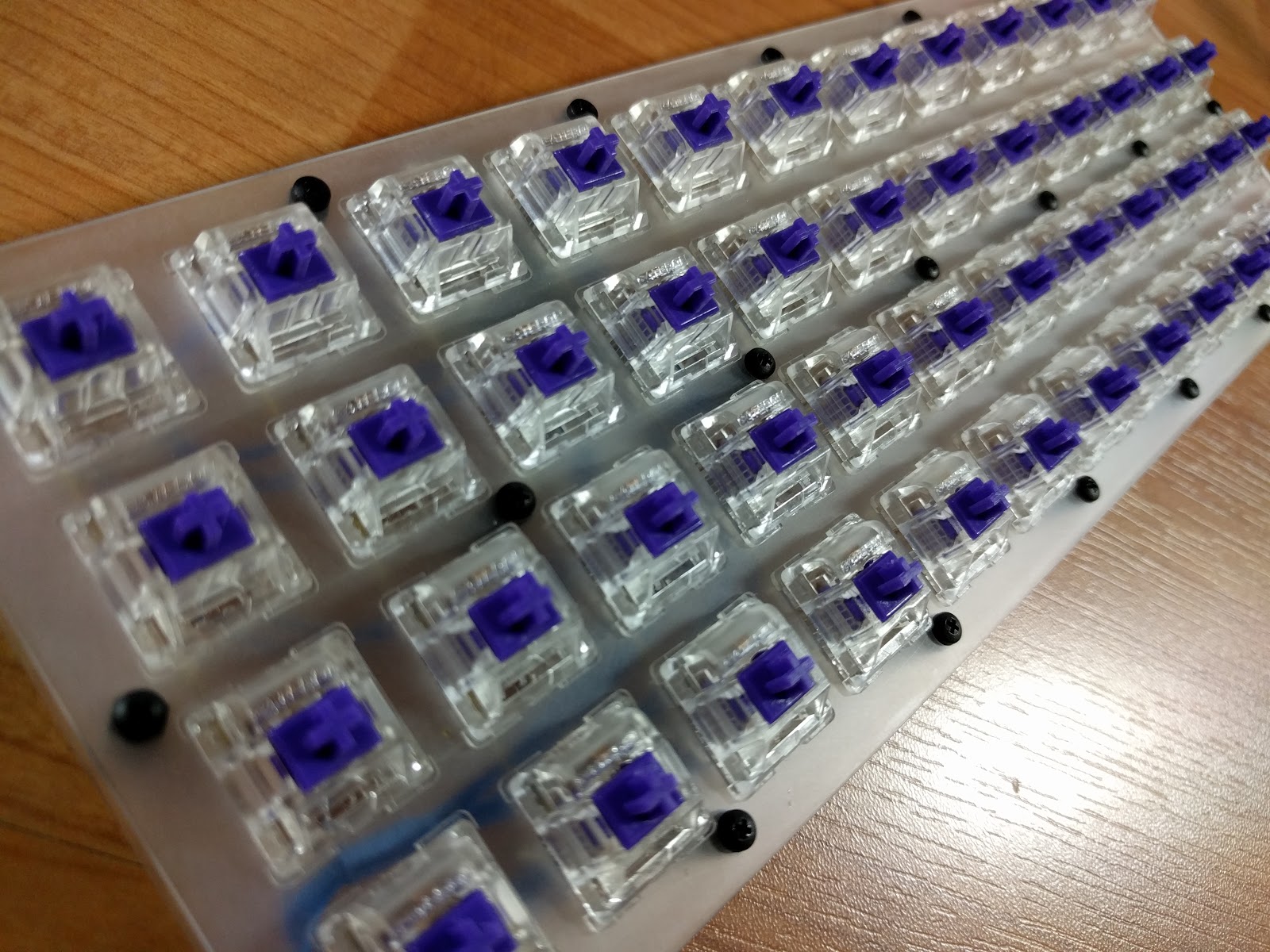 40% Keyboards: Clear Planck
