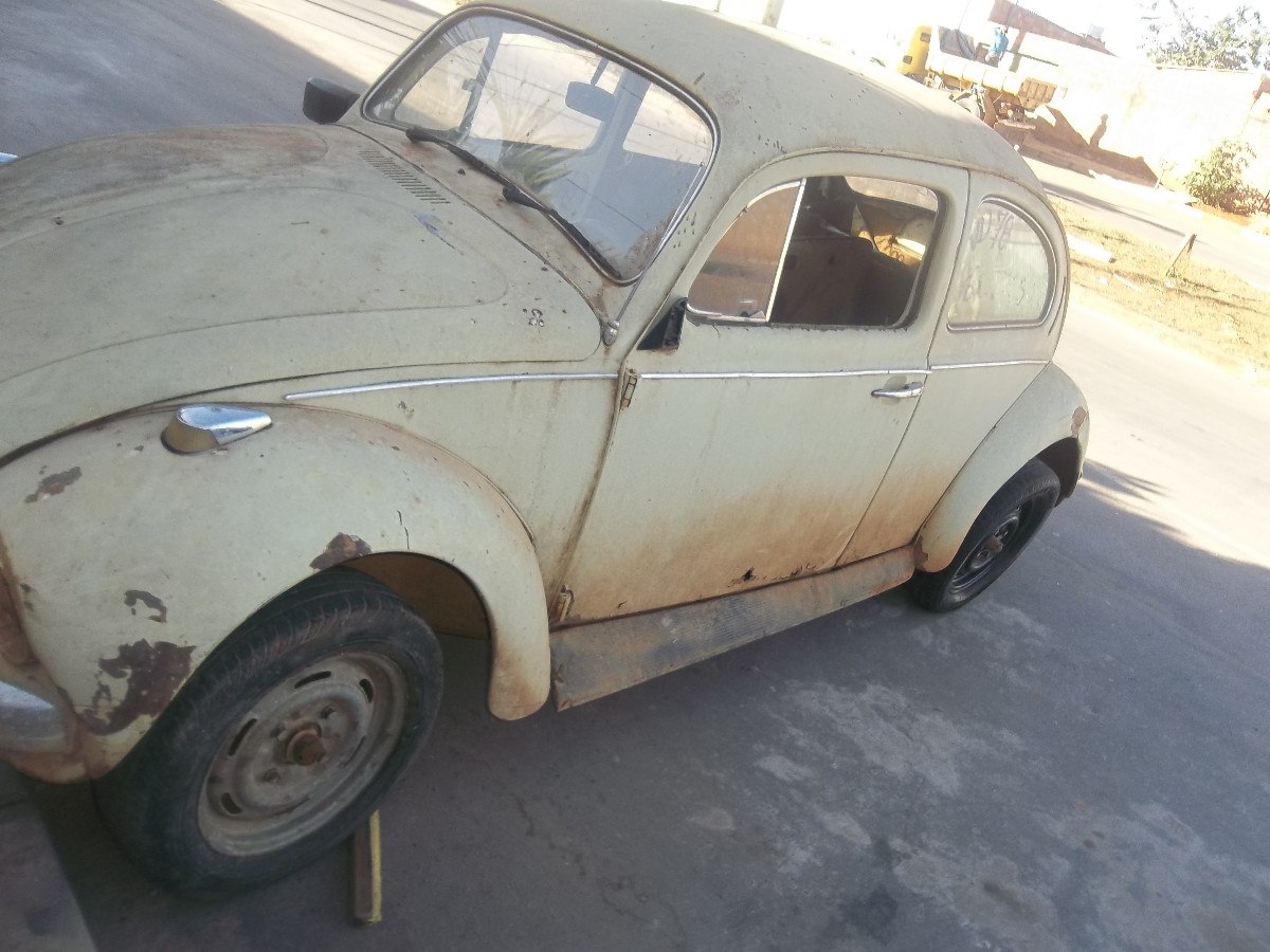 * Décadas de Fusca: Fusca Mesmo Velho Ainda Tem Seu Charme.