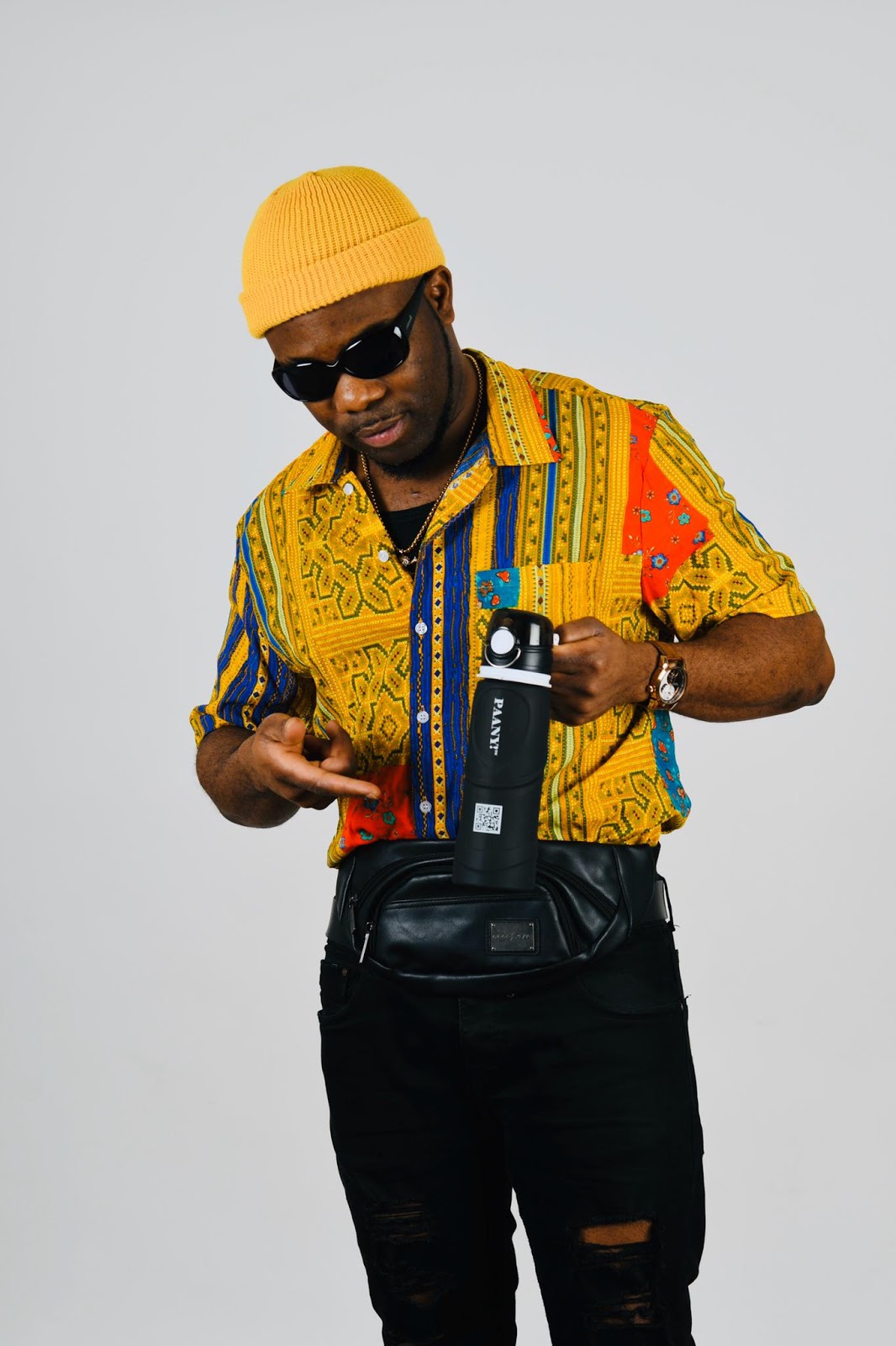 IN LAGOS: Swiss Based Nigerian Rapper And Singer " Naz.B" Signs Multi ...