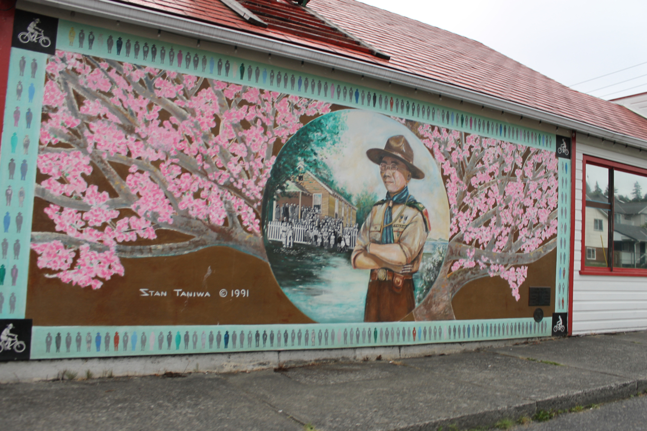 Reflections from Crumbly Acres: Post #3 Chemainus, Murals and Stz ...
