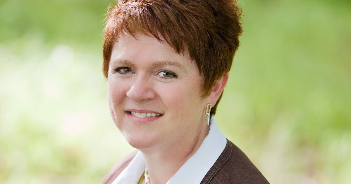 Margo Kelly: About Margo