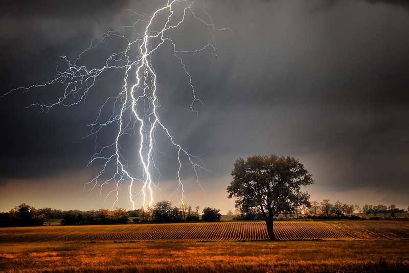 Lightning: Nature's most recurrent and common spectacles