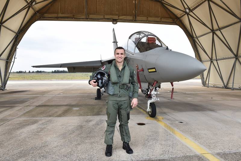 From T-346 to Eurofighter, 4 Italian pilots begin the operational ...