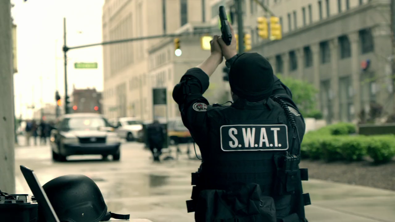 MovieScreenshots: S.W.A.T.: Firefight 2011
