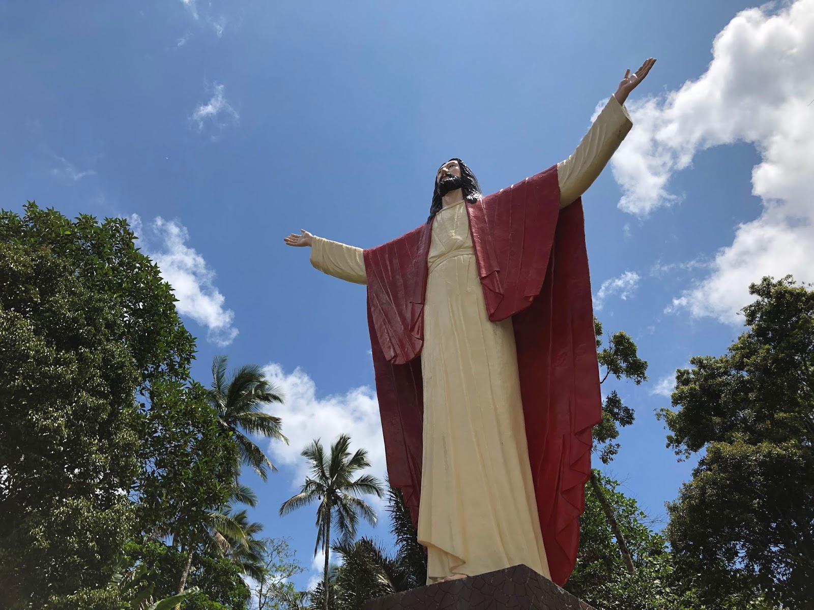 Juan Trip At A Time: Kamay ni Hesus: Lucban's Iconic Pilgrimage Site
