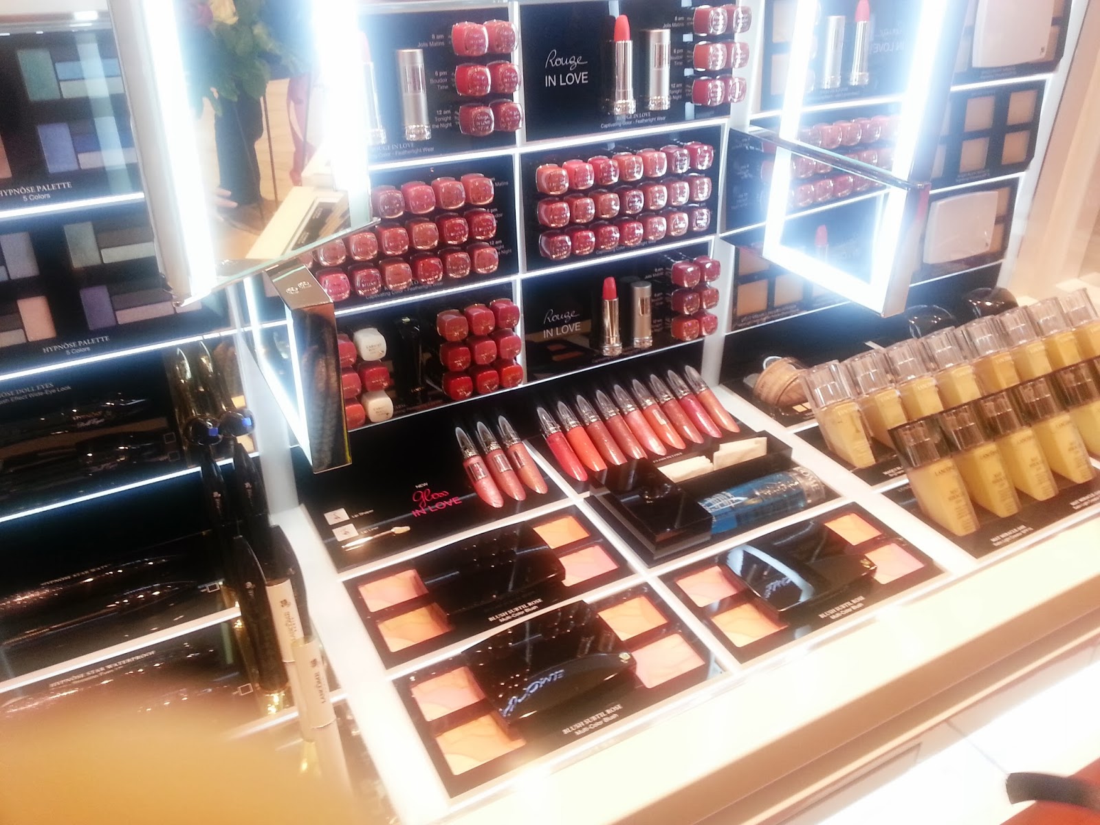 Lancôme Happy Holidays, and Grand Opening of Lancôme counter at Lotte ...