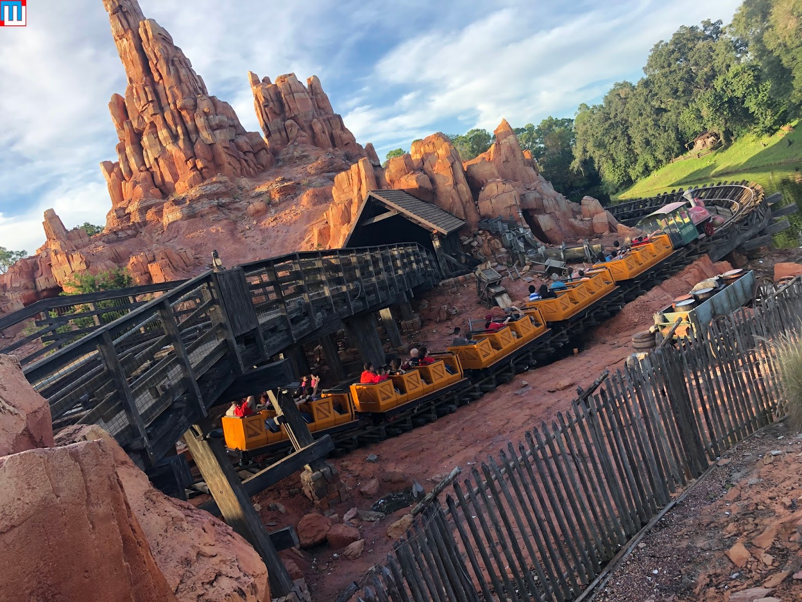 MidwestInfoGuide: Frontier Land - Magic Kingdom