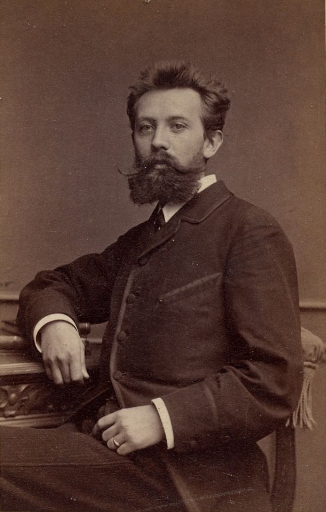 40 Cool Photos Show Unique Styles of Beards and Mustaches During ...