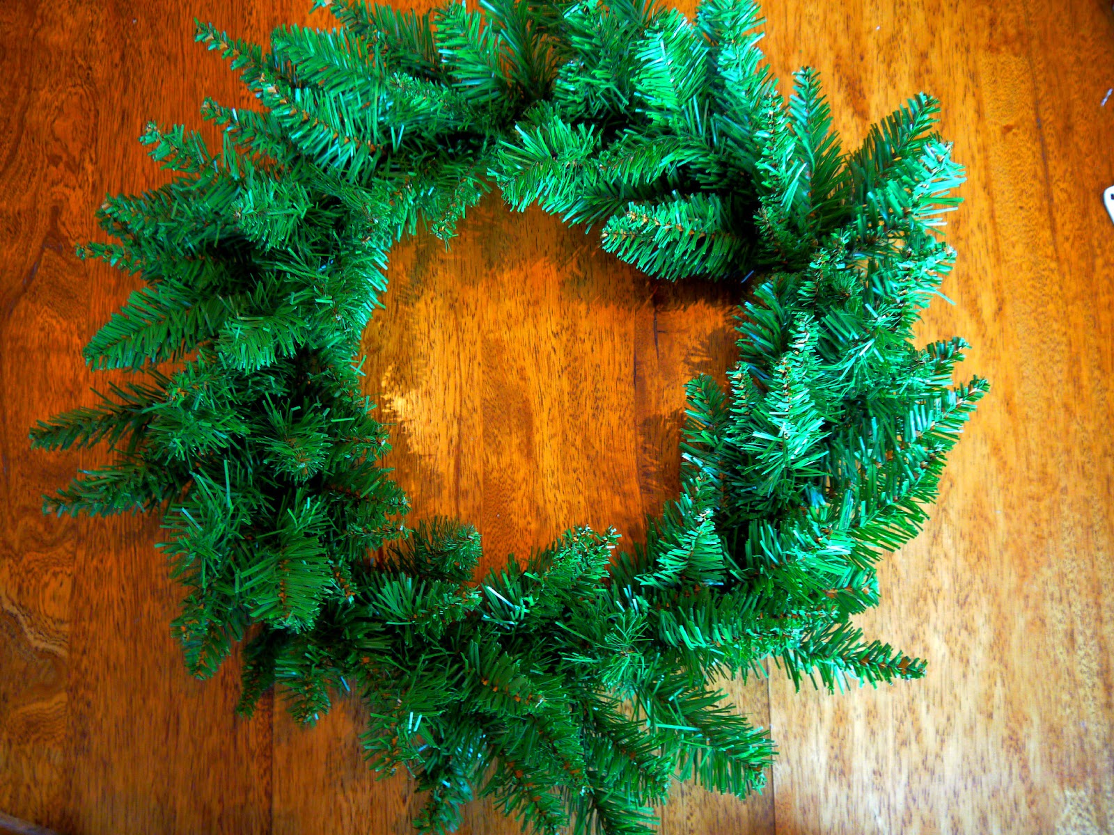 My Christmas Carol: DIY Christmas crown tutorial