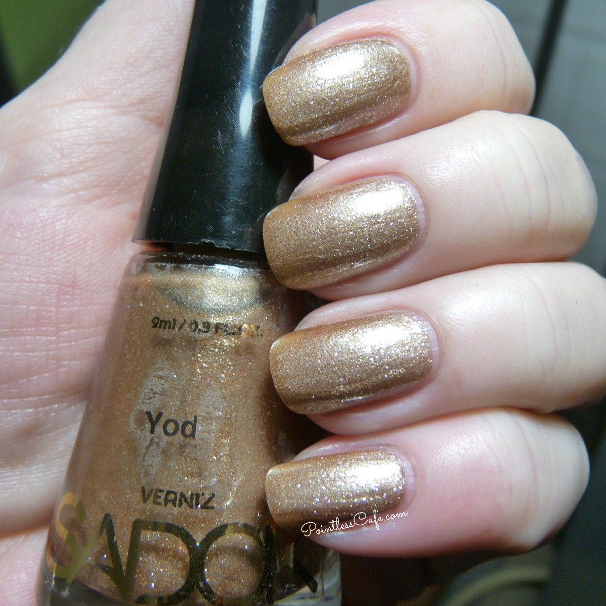 Sadok by HITS - The Shimmers - Swatches and Review | Pointless Cafe