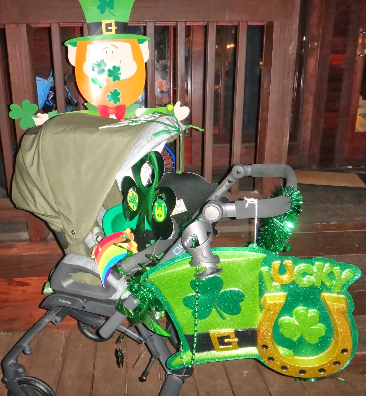 StrollerQueenReviews: Inglesina Quad Review