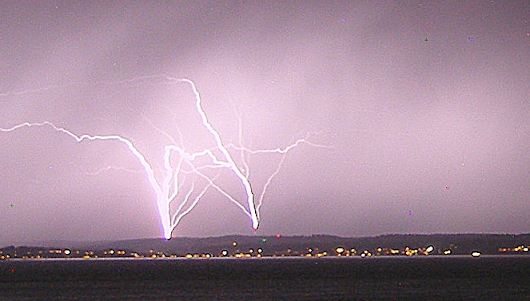 Cliff Mass Weather Blog: Rare Upside Down Lightning Viewed over Puget Sound