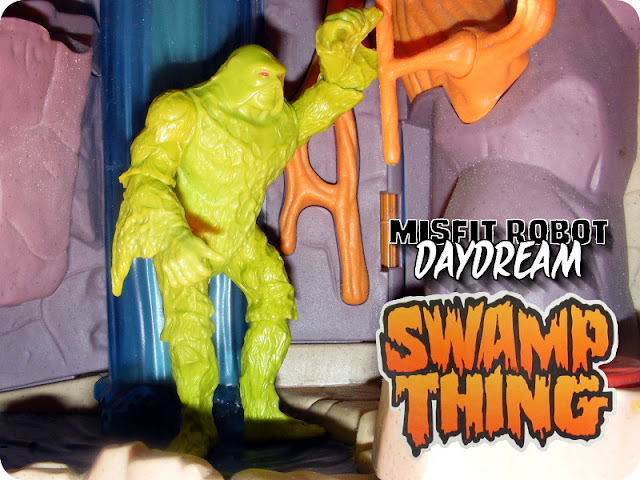 Misfit Robot Daydream: Swamp Thing "Snap Up Swamp Thing" Vintage 5 Inch ...
