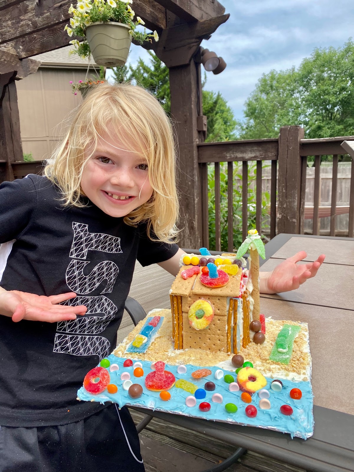 Beach Gingerbread House Ideas