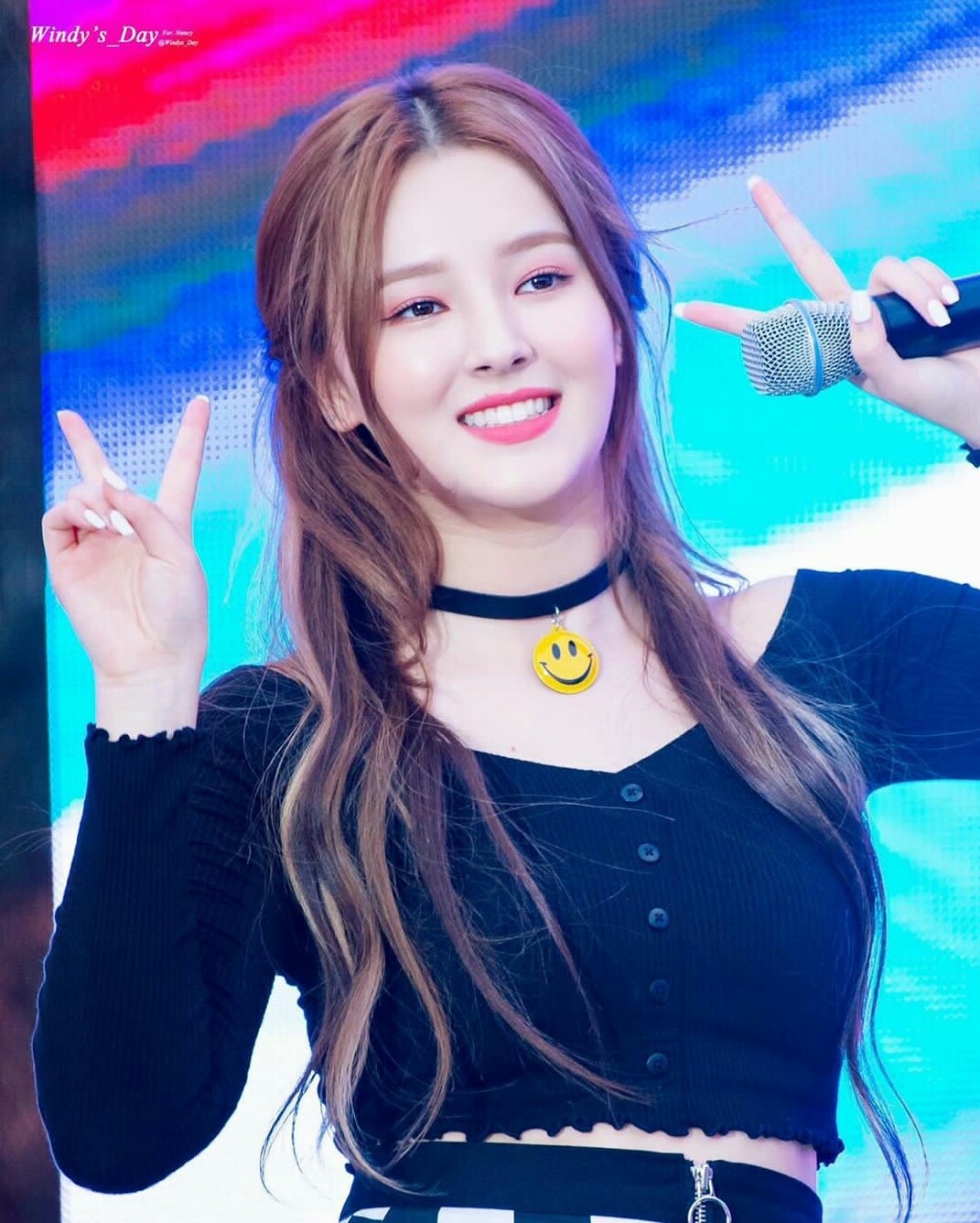 HD images of NANCY MOMOLAND, Nancy momoland age, biography, boyfriend.