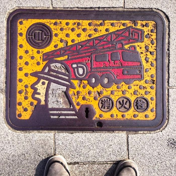 MFS-The Many Faces of Art and Design: The Beautifully-designed MANHOLE ...