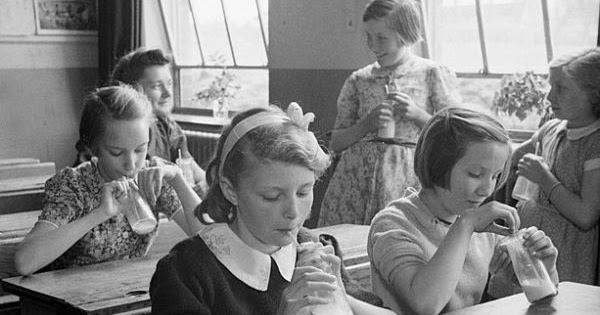 Onderwijs en zo voort ........: 5741. Dingen uit het onderwijsverleden ...