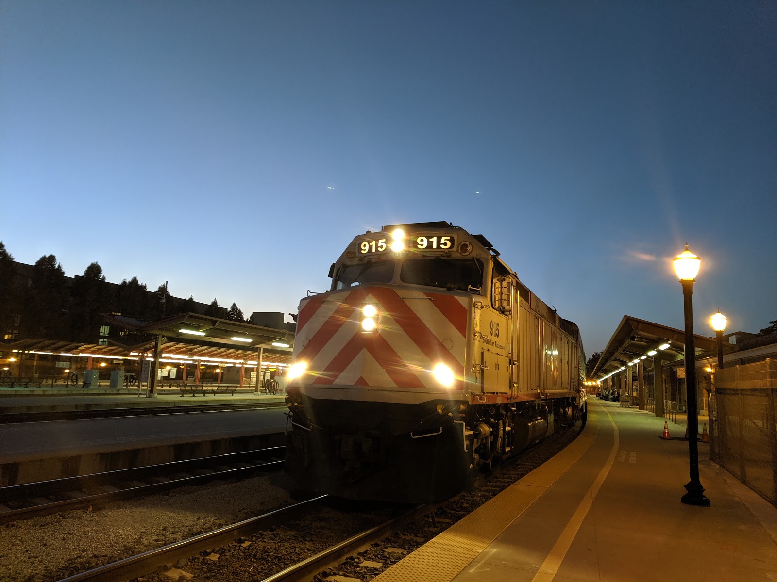 Lostentry - Welztalbahn, Model Railroading, and more: Caltrain #288 at ...