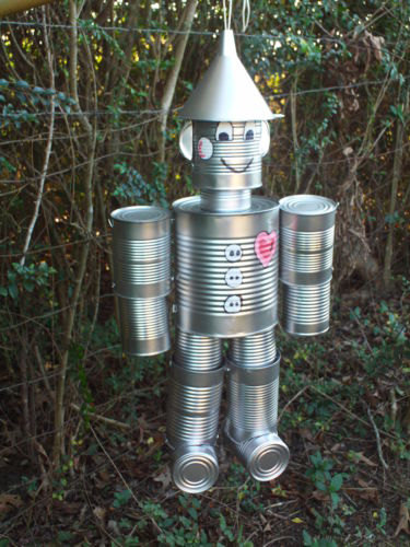 Make a Tin Can Man in Your Garden
