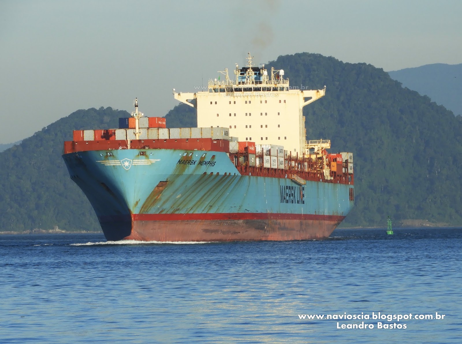 Navios de Santos & CIA: Navio MAERSK MEMPHIS